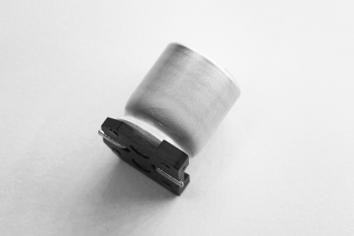 150°C SMD Hybrid E-Cap FVF-series from Sun | CODICO.com